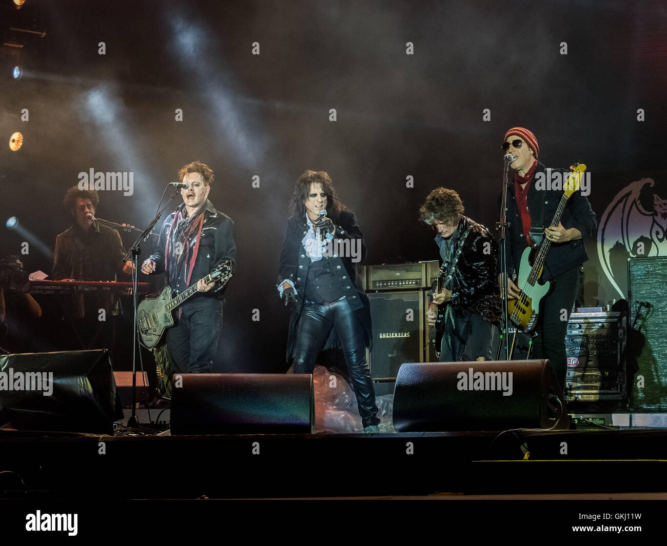 Rock in Rio Lisboa 2016 - Day 3 - Performances - Hollywood Vampires ...