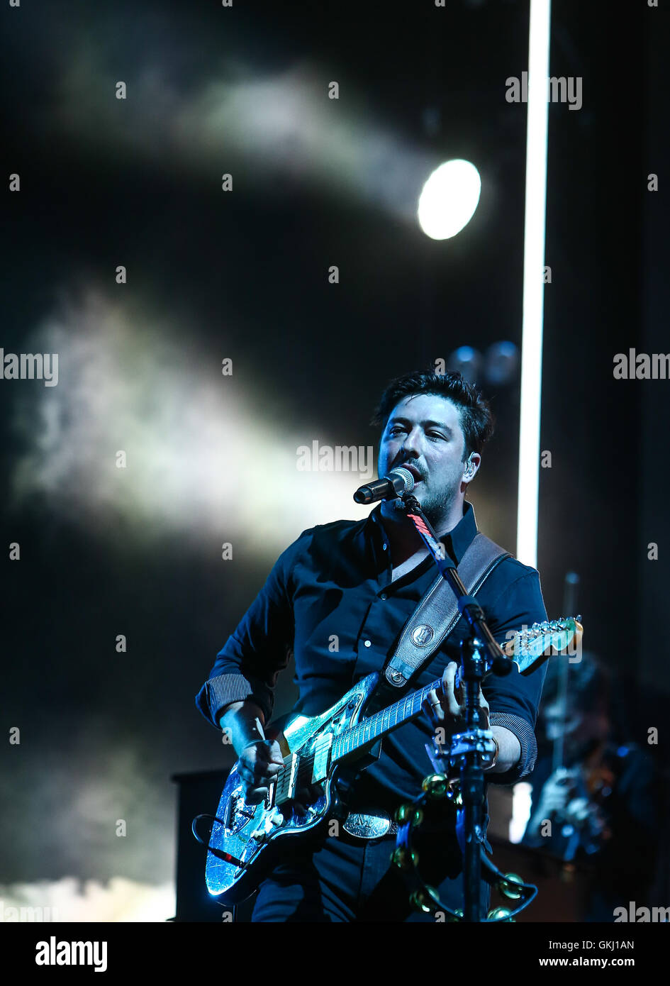 Mumford and Sons - Main Stage - Radio 1 Big Weekend at Powderham Castle ...