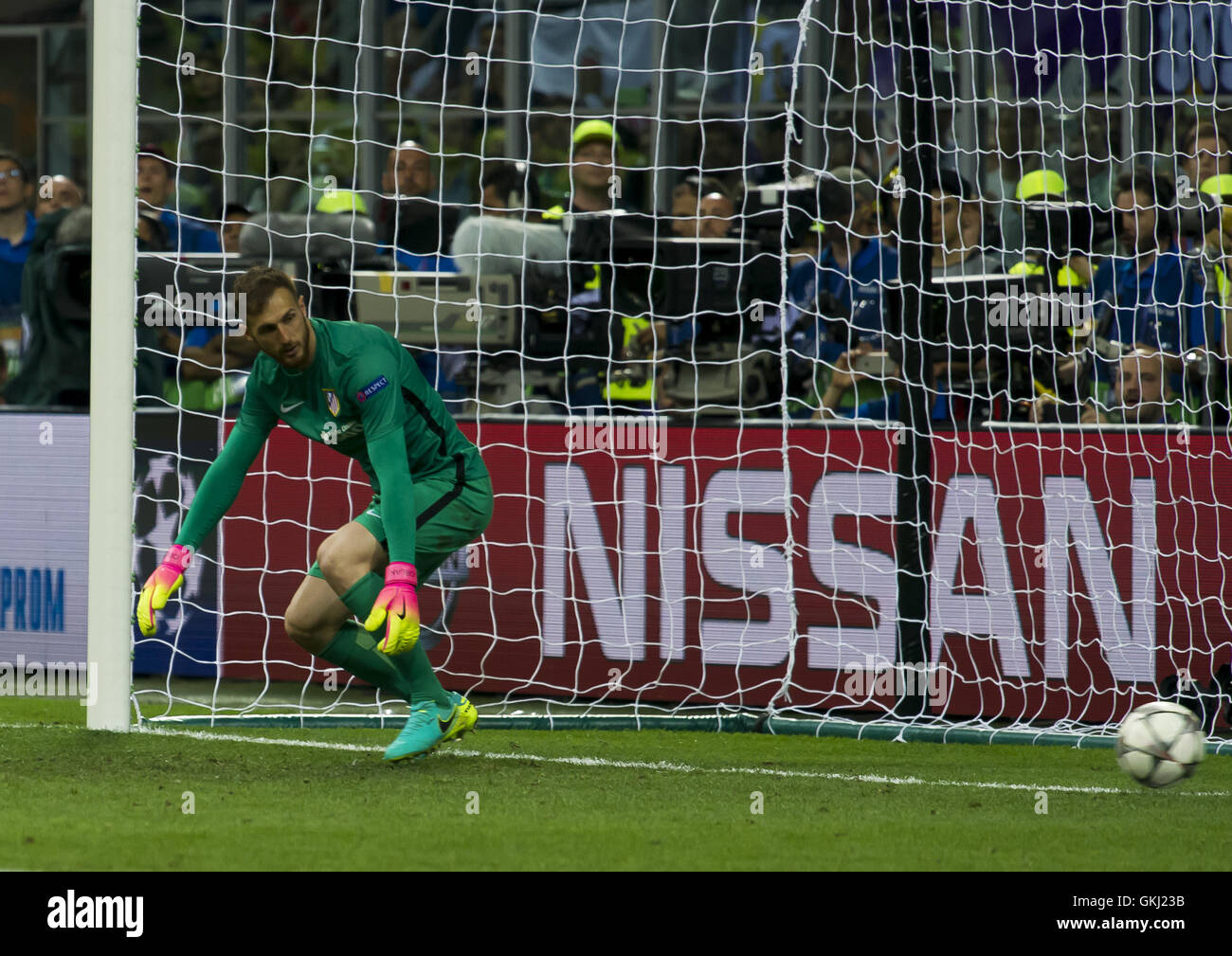 The UEFA Champions League Final 2016 - Real Madrid 5 (1) vs Athletico ...