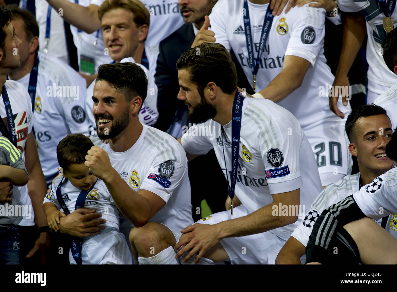 Champions league trophy madrid 2016 hi-res stock photography and images ...
