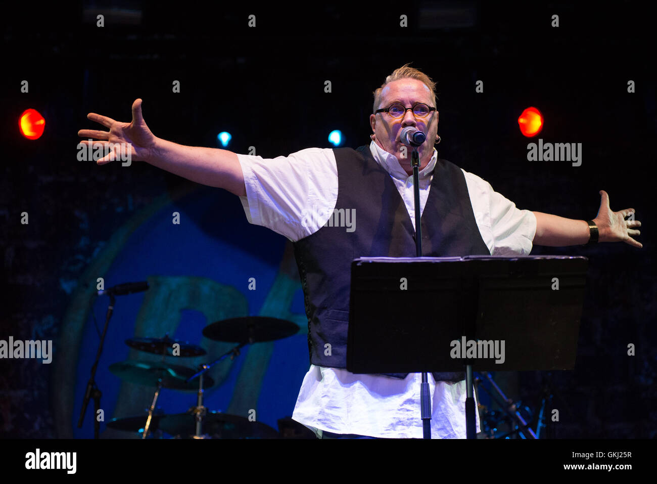 Performances and atmosphere from Bearded Theory 2016 Day 2 Featuring ...