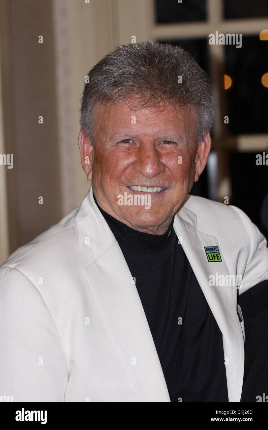 Bobby Rydell signs copies of his new book at Topia restaurant in ...