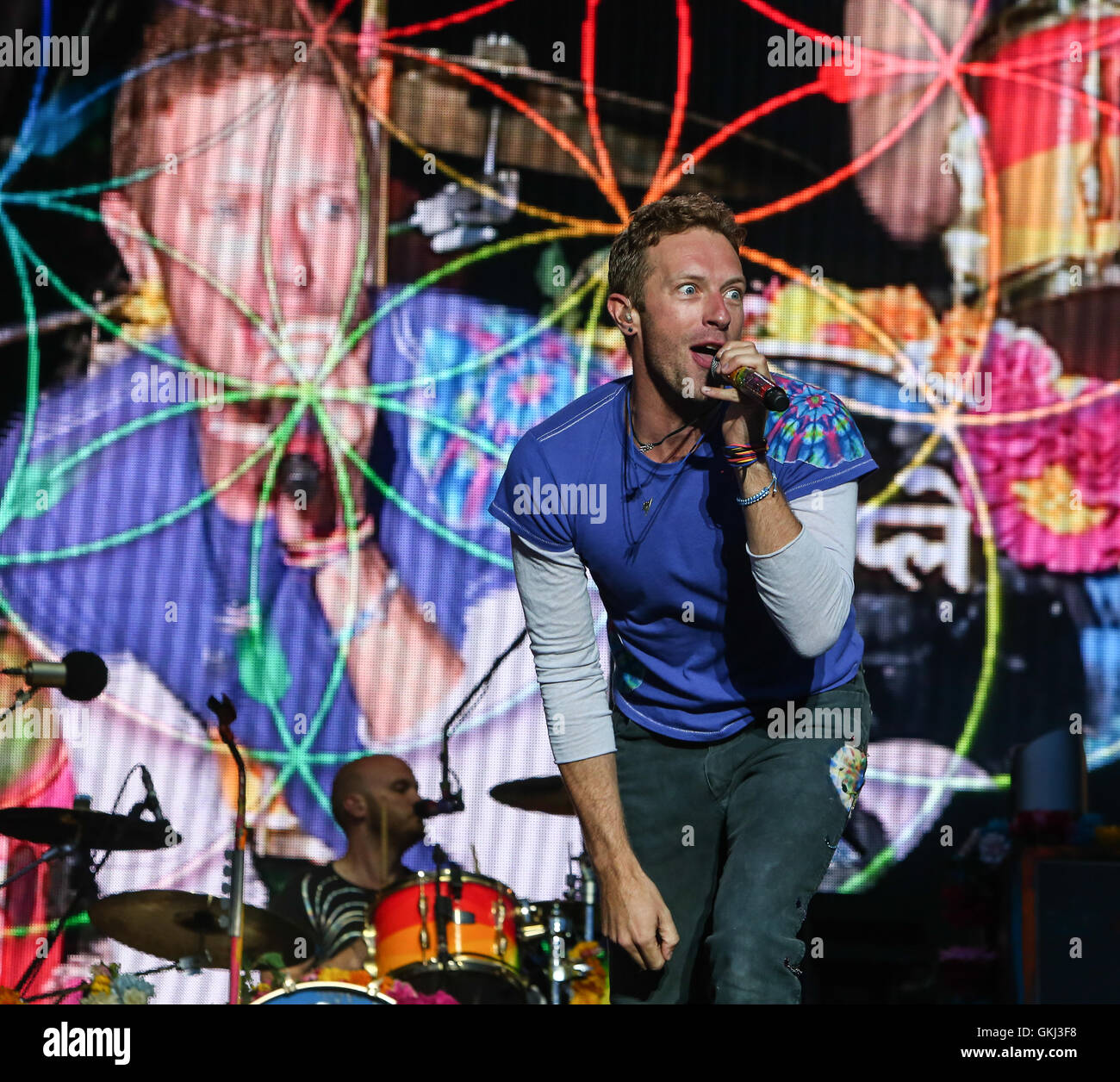 Coldplay - BBC Radio 1's Big Weekend - Day 2 at Powderham Castle ...