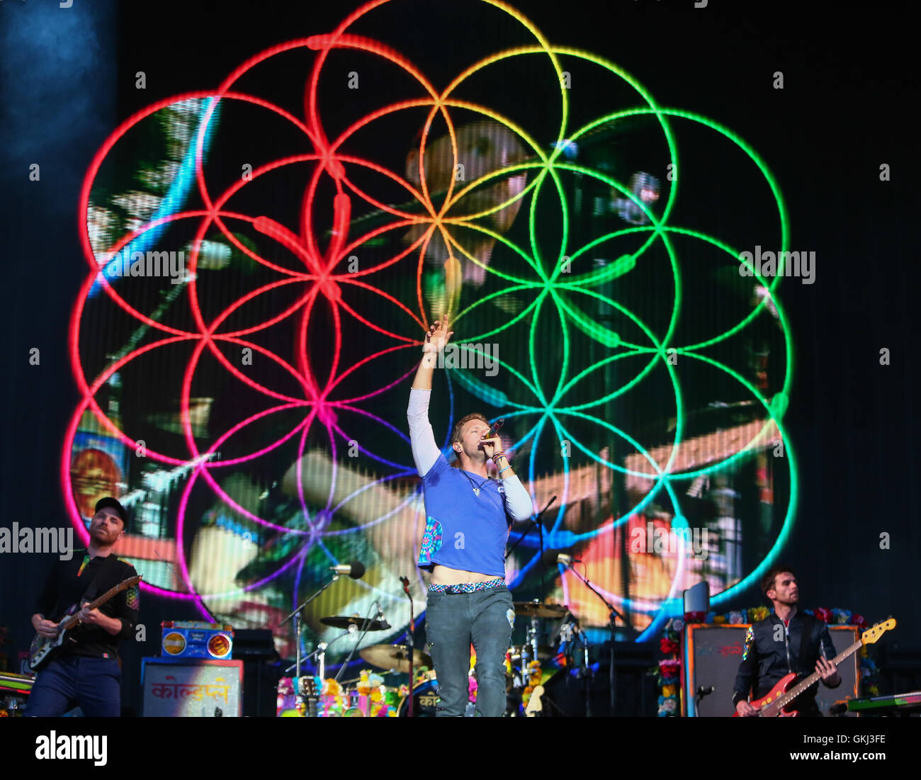 Coldplay - BBC Radio 1's Big Weekend - Day 2 at Powderham Castle ...