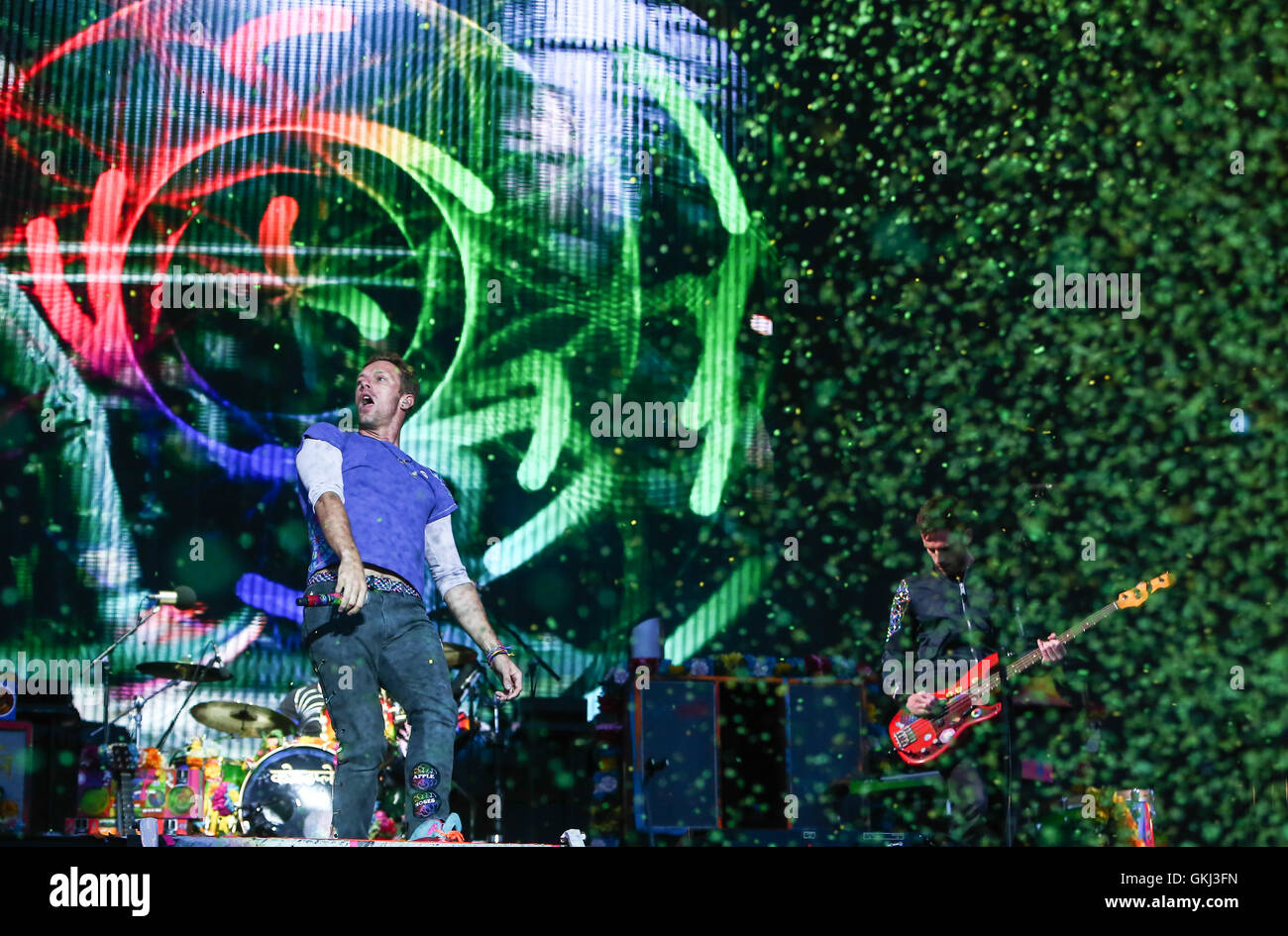 Coldplay - BBC Radio 1's Big Weekend - Day 2 at Powderham Castle ...