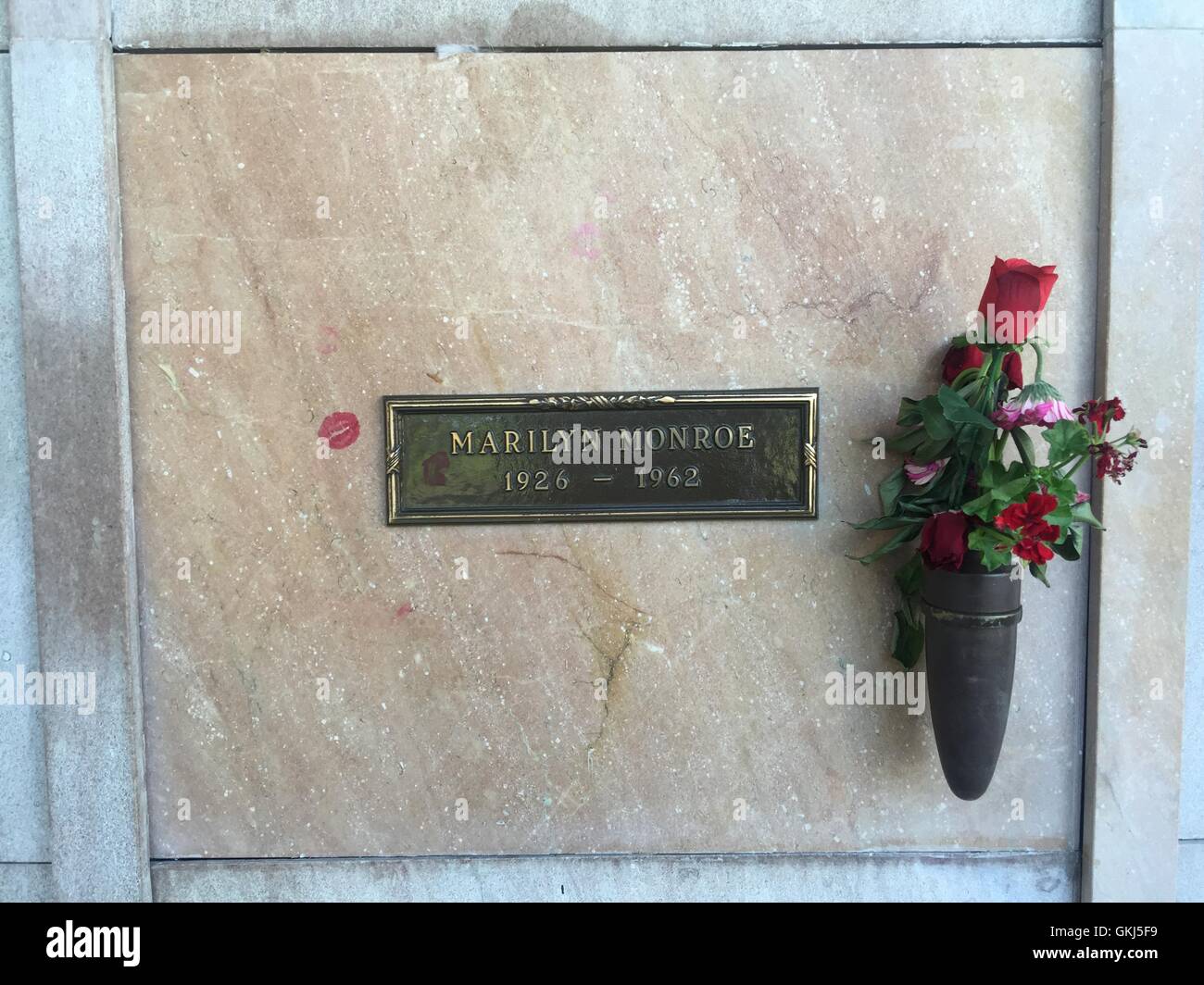 A general view of Marilyn Monroe's resting place at Westwood Village ...