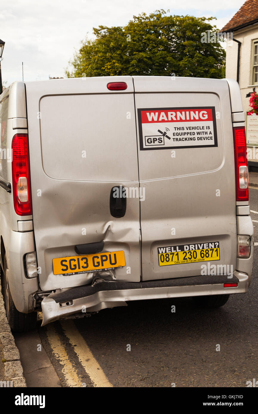Accident damaged van hi-res stock photography and images - Alamy