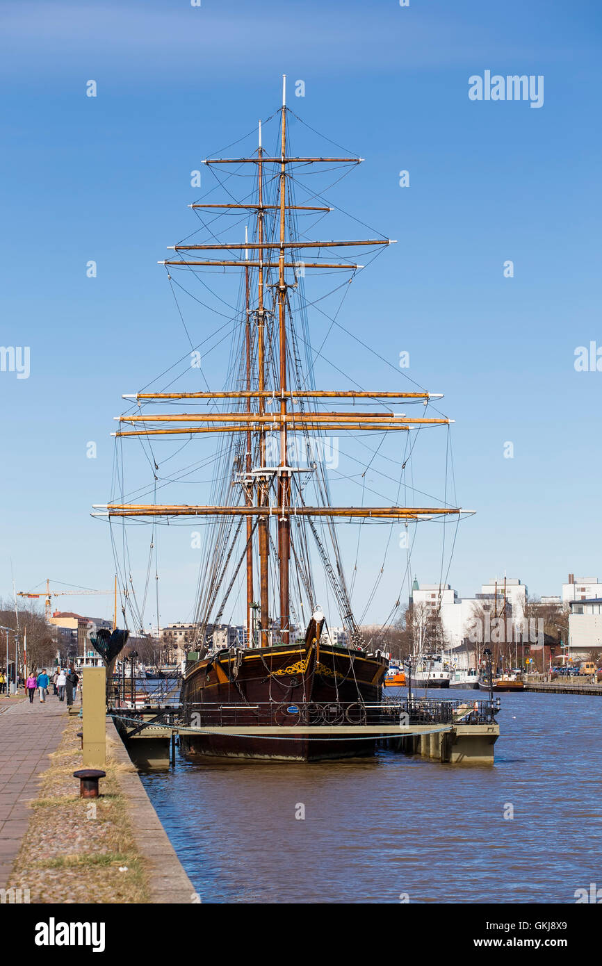 Wooden hulled barque hi-res stock photography and images - Alamy
