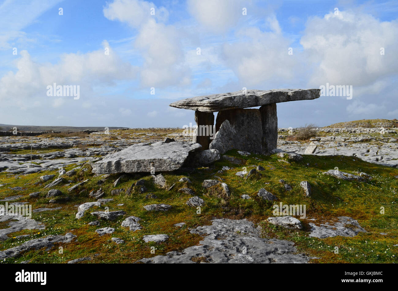 Stone portal tomb from the neolithic age Stock Photo - Alamy