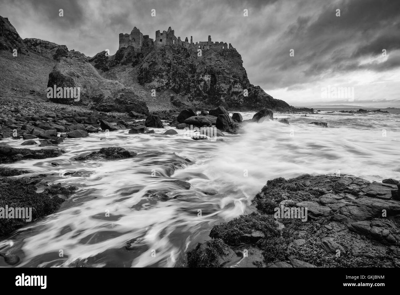 Dunluce castle ruins antrim coast hi-res stock photography and images ...