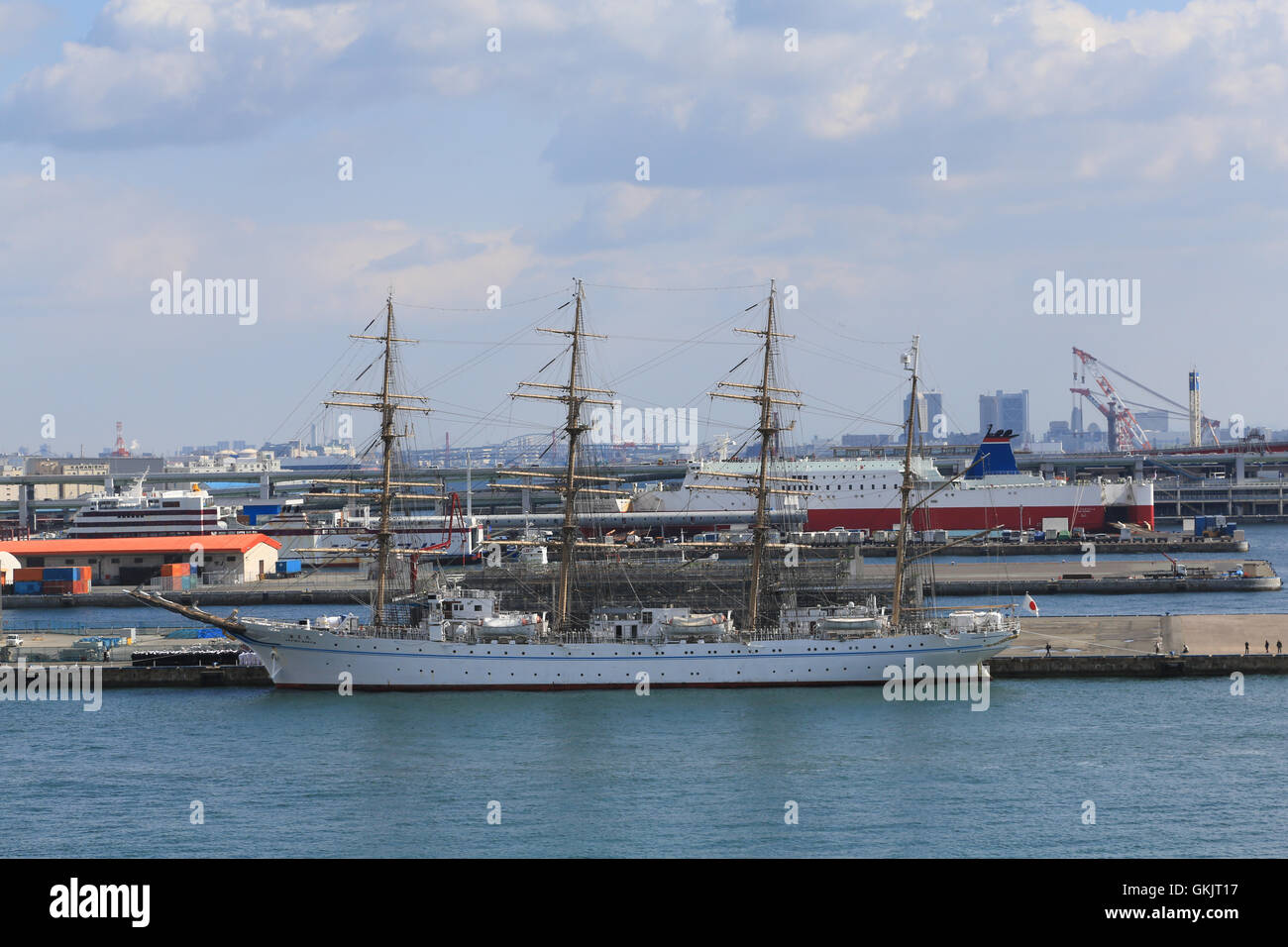 The four masted sailing ship, Kaiwo Maru, berthed at the dock in Kobe ...