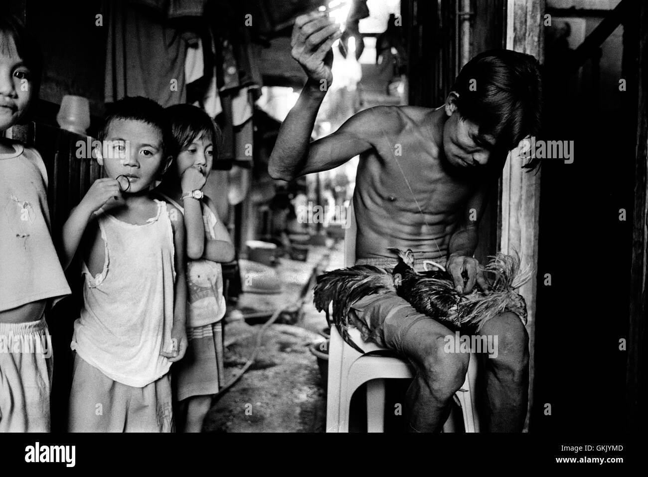 Poverty in Metro Manila Stock Photo - Alamy