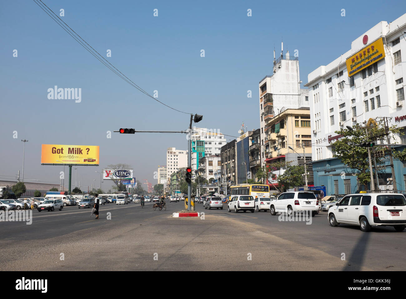 Strand Road Yangon Stock Photos & Strand Road Yangon Stock Images - Alamy