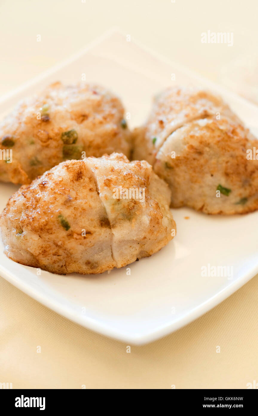 Dum sum hi-res stock photography and images - Alamy