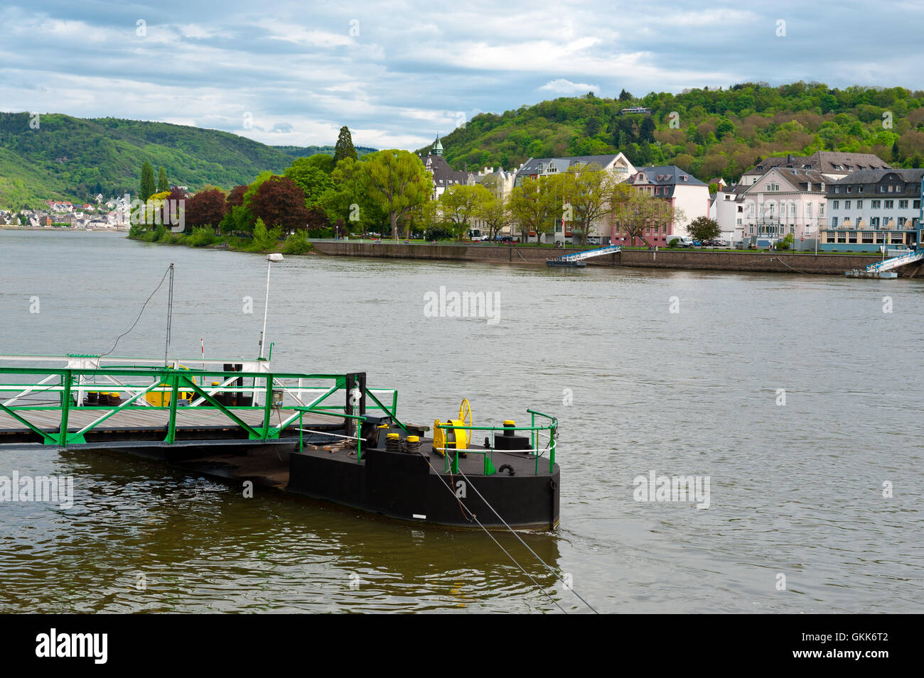 Embankmen hi-res stock photography and images - Alamy
