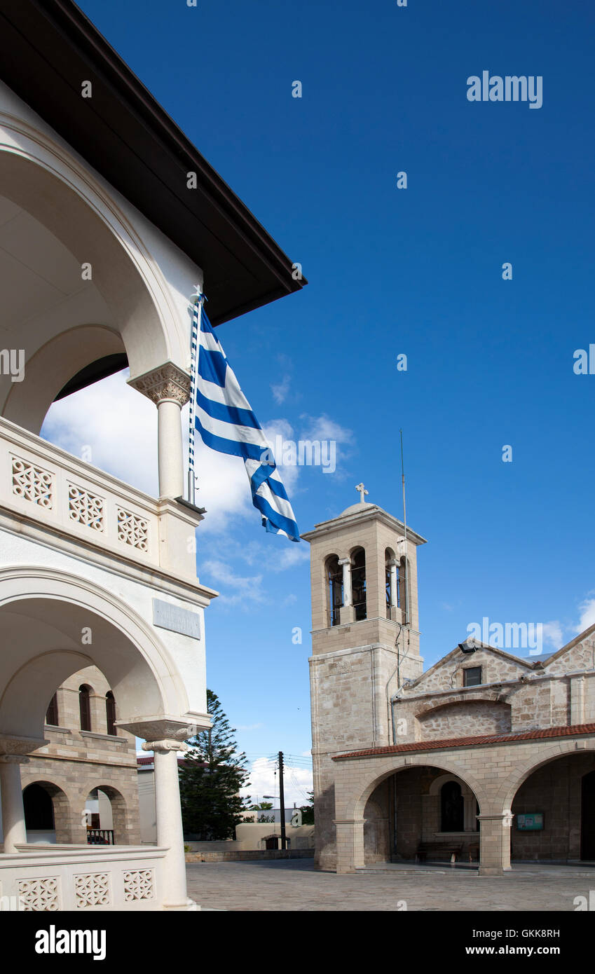 Paphos town centre church hi-res stock photography and images - Alamy