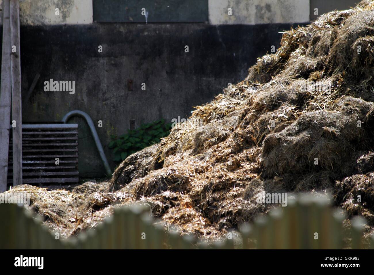 Farming trailer hi-res stock photography and images - Alamy