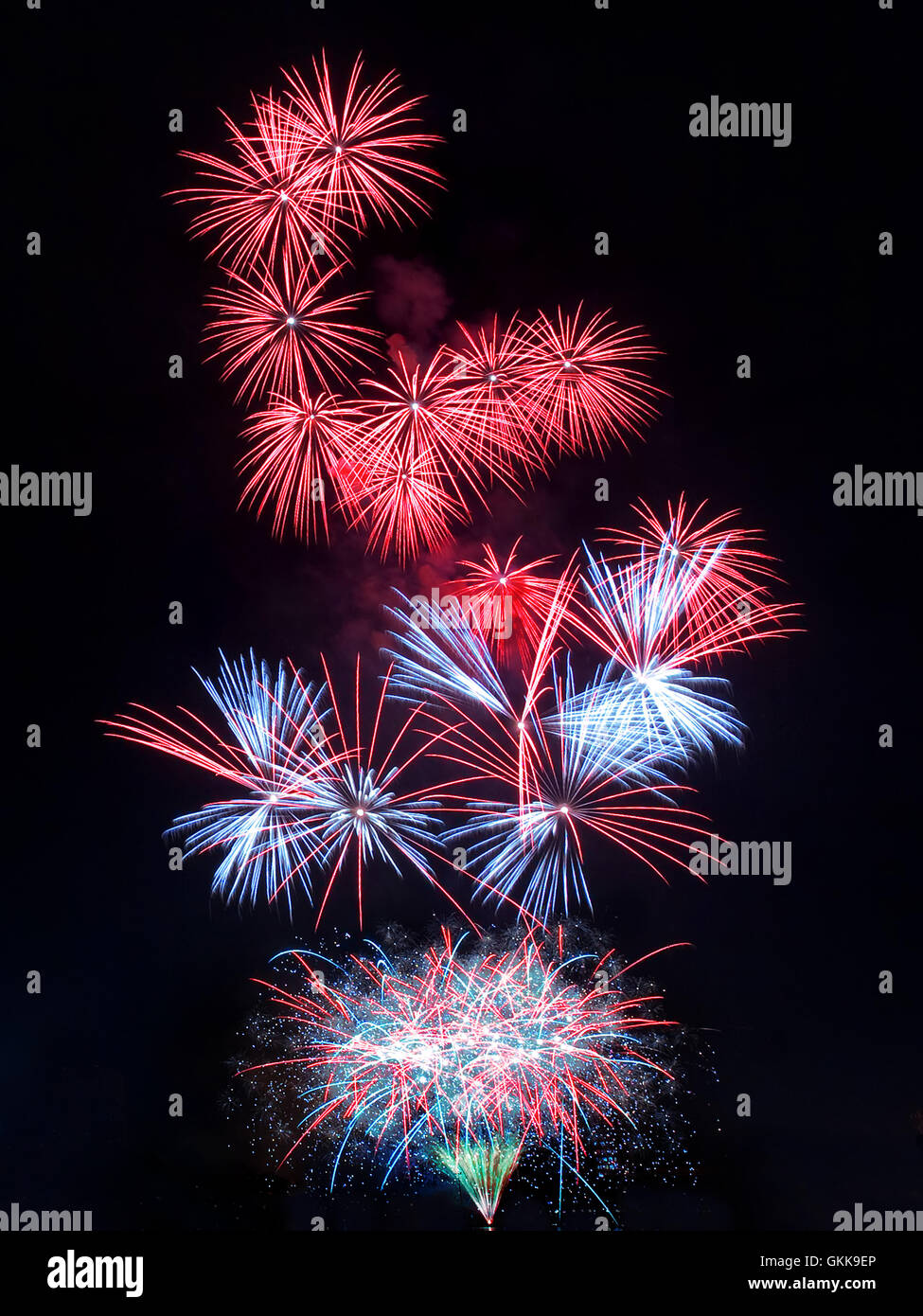 Bursting firework hi-res stock photography and images - Alamy