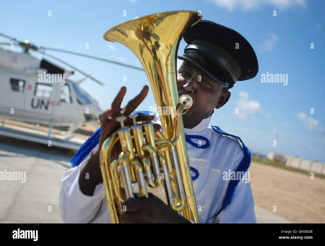 A Somali Police band plays music as United Nations Deputy Secretary ...