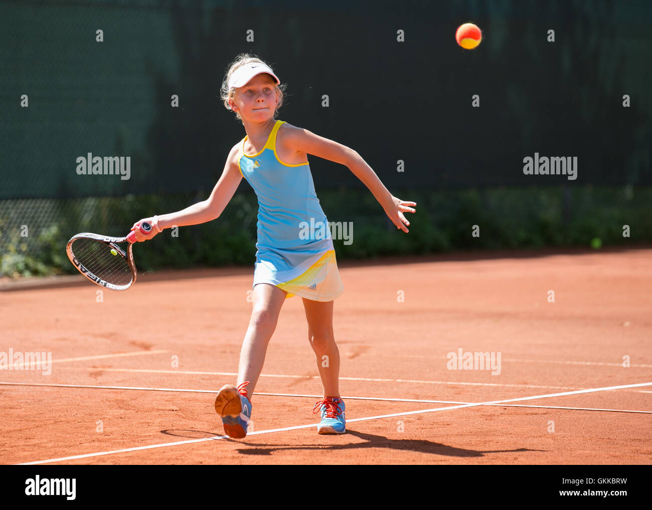 Tennis girl hi-res stock photography and images - Alamy