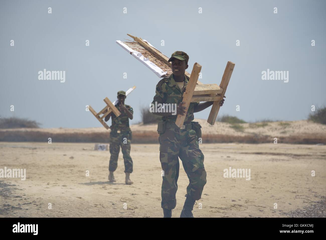 Somali national army sna soldiers hi-res stock photography and images ...