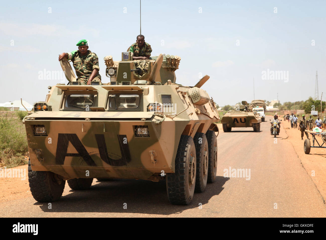 Ethiopian troops with AMISOM conduct a routine patrol through Baidoa ...