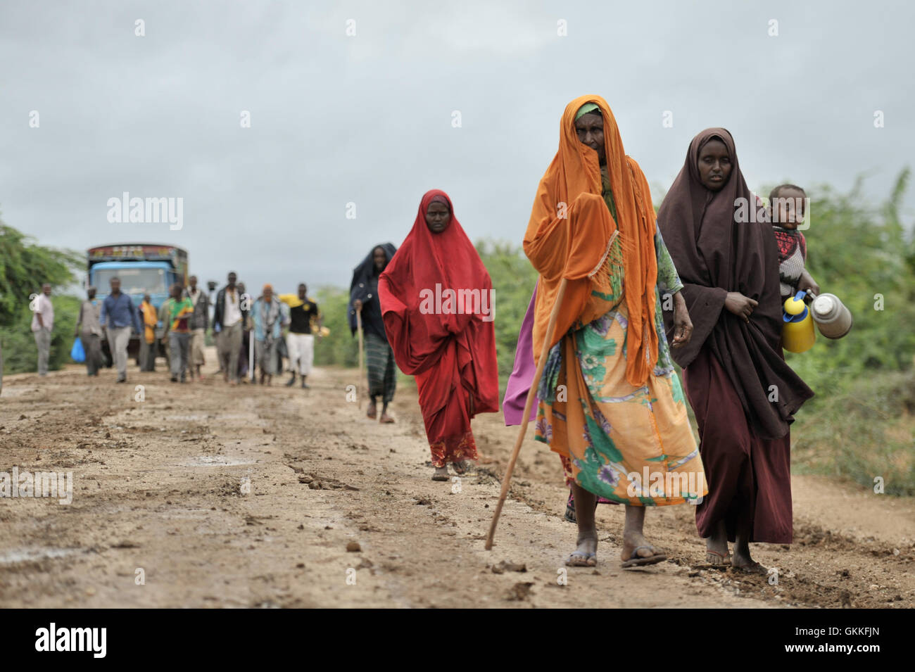 Civilians driven out of Buulomareer town by Al Shabab, before African ...