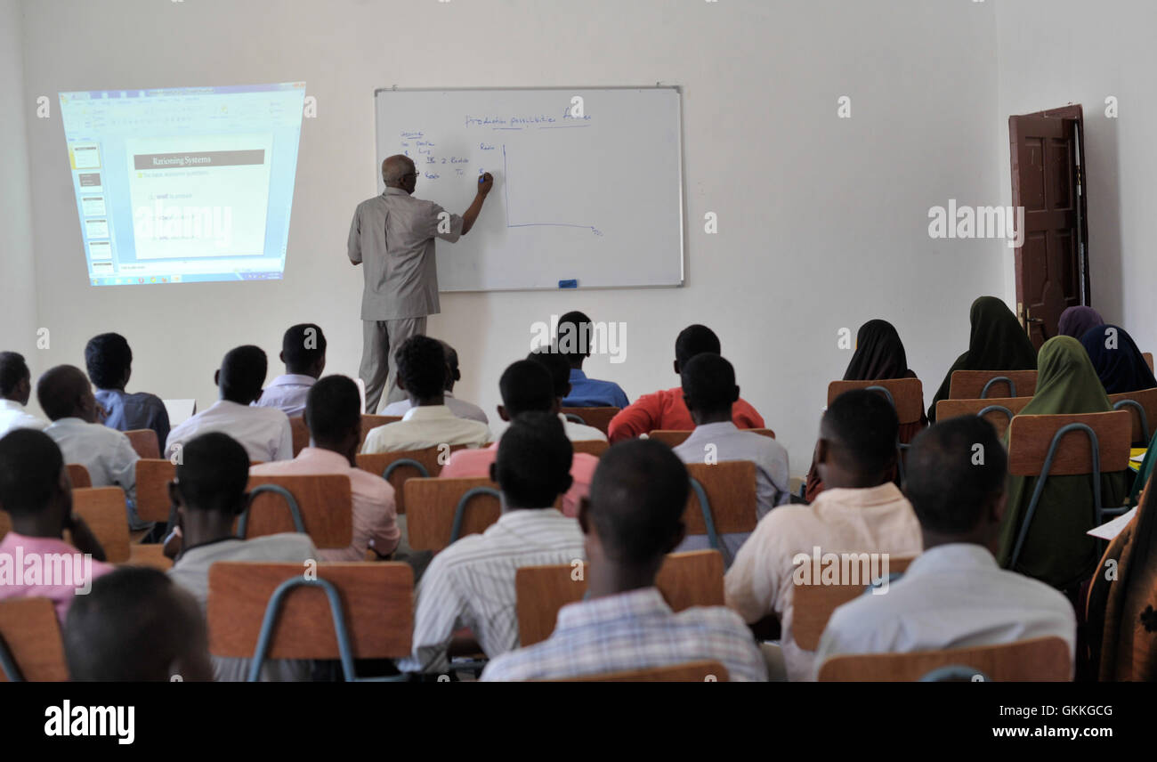 Somali students university hi-res stock photography and images - Alamy