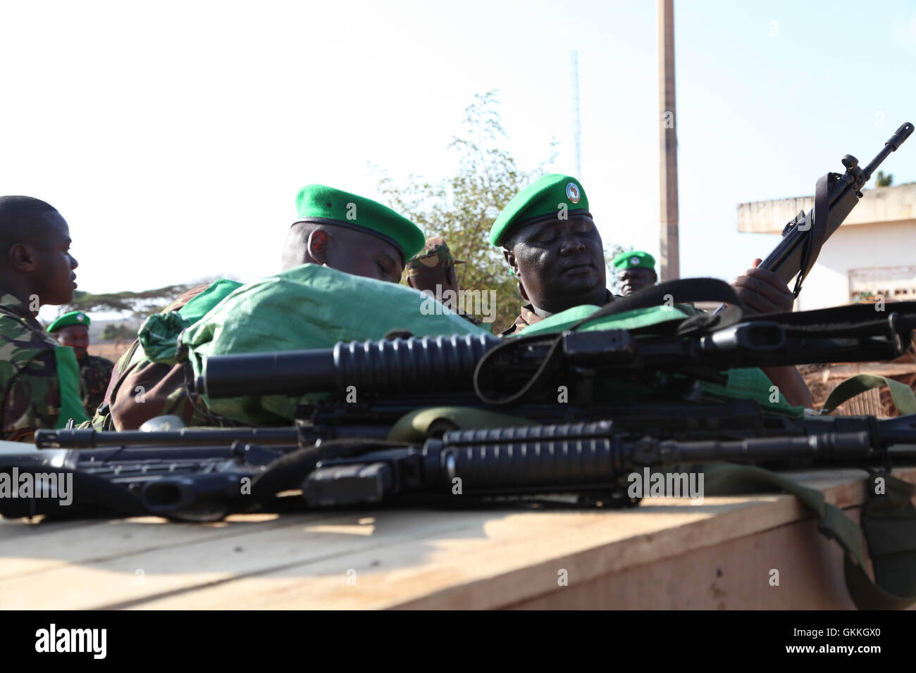 KDF troops empty their guns before leaving on rotation in Kismayo ...