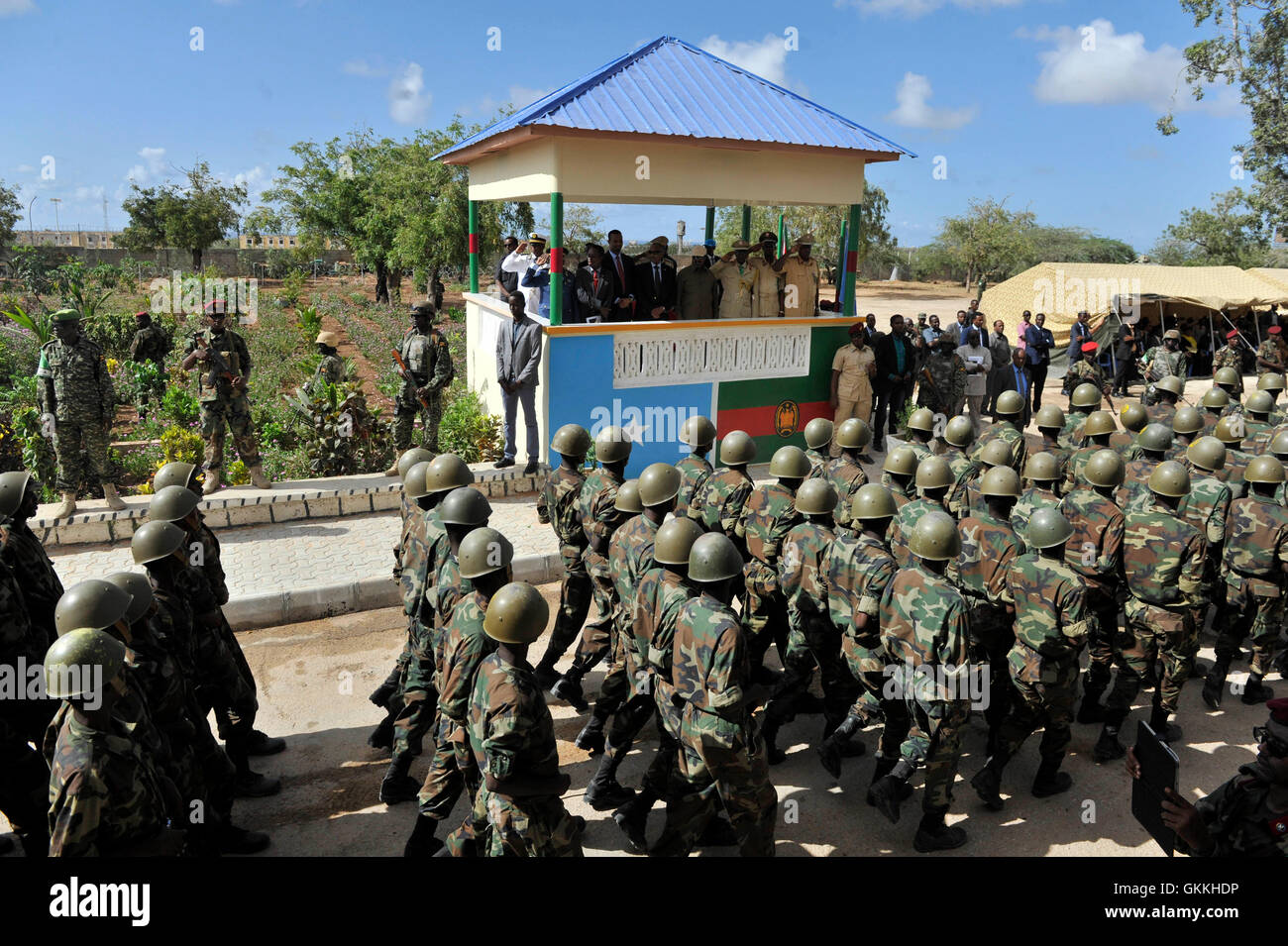 Somali national army sna soldiers hi-res stock photography and images ...