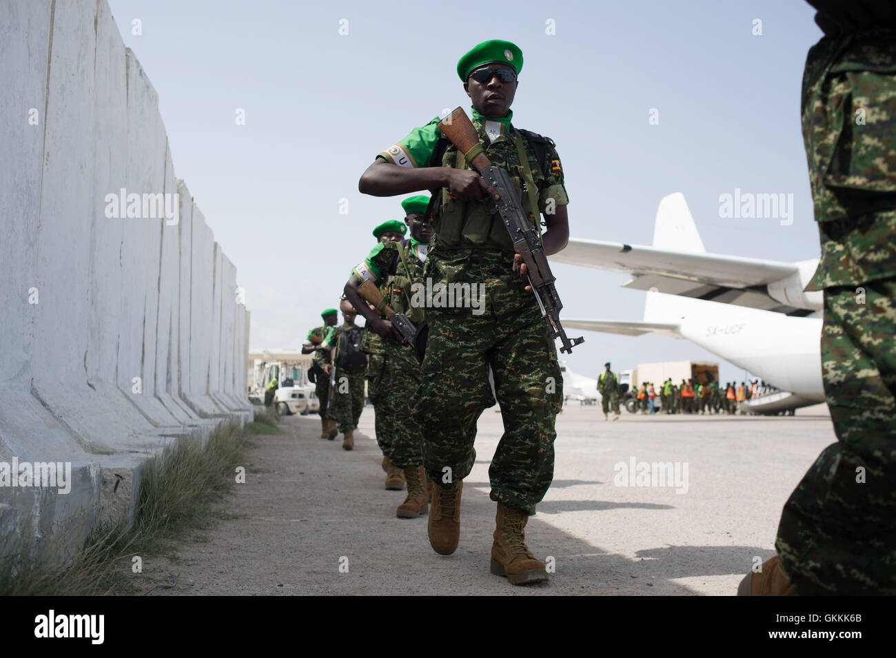 African union mission peacekeeping hi-res stock photography and images ...