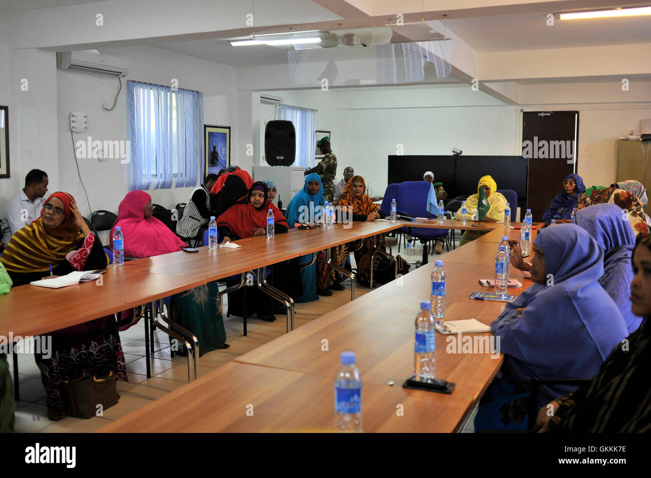 Somali parliament building hi-res stock photography and images - Alamy
