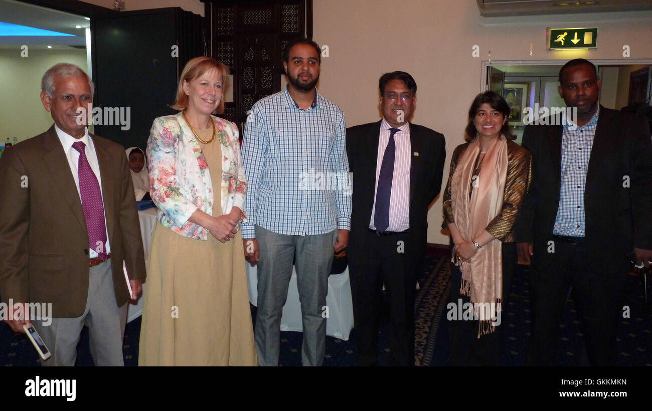 Somali government officials hi-res stock photography and images - Alamy