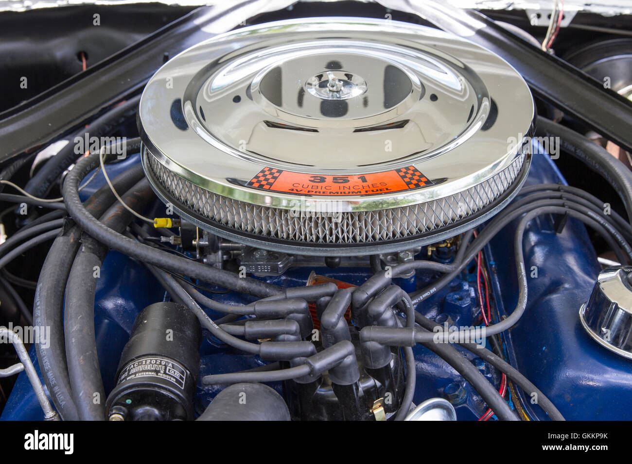1970s muscle car engine hi-res stock photography and images - Alamy
