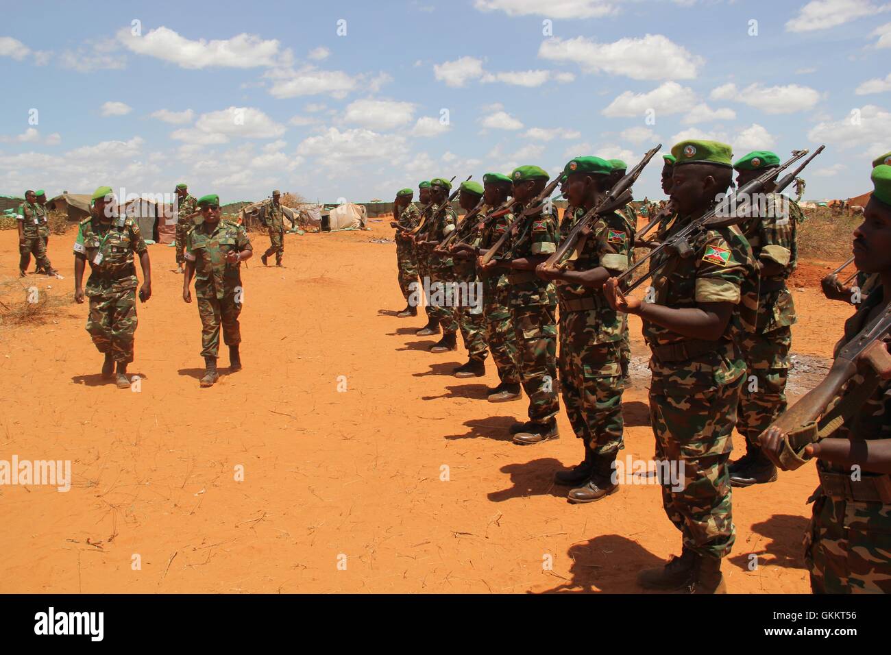 Maj. Gen. Mohammedesha Zeyinu, AMISOM Acting Force Commander, visits ...
