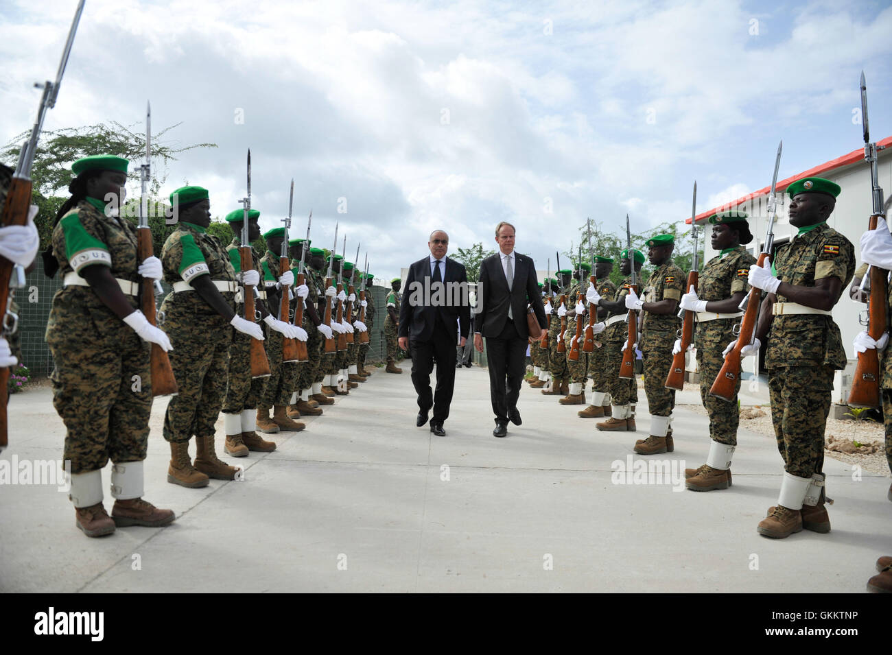 Members mounted honor guard hi-res stock photography and images - Alamy