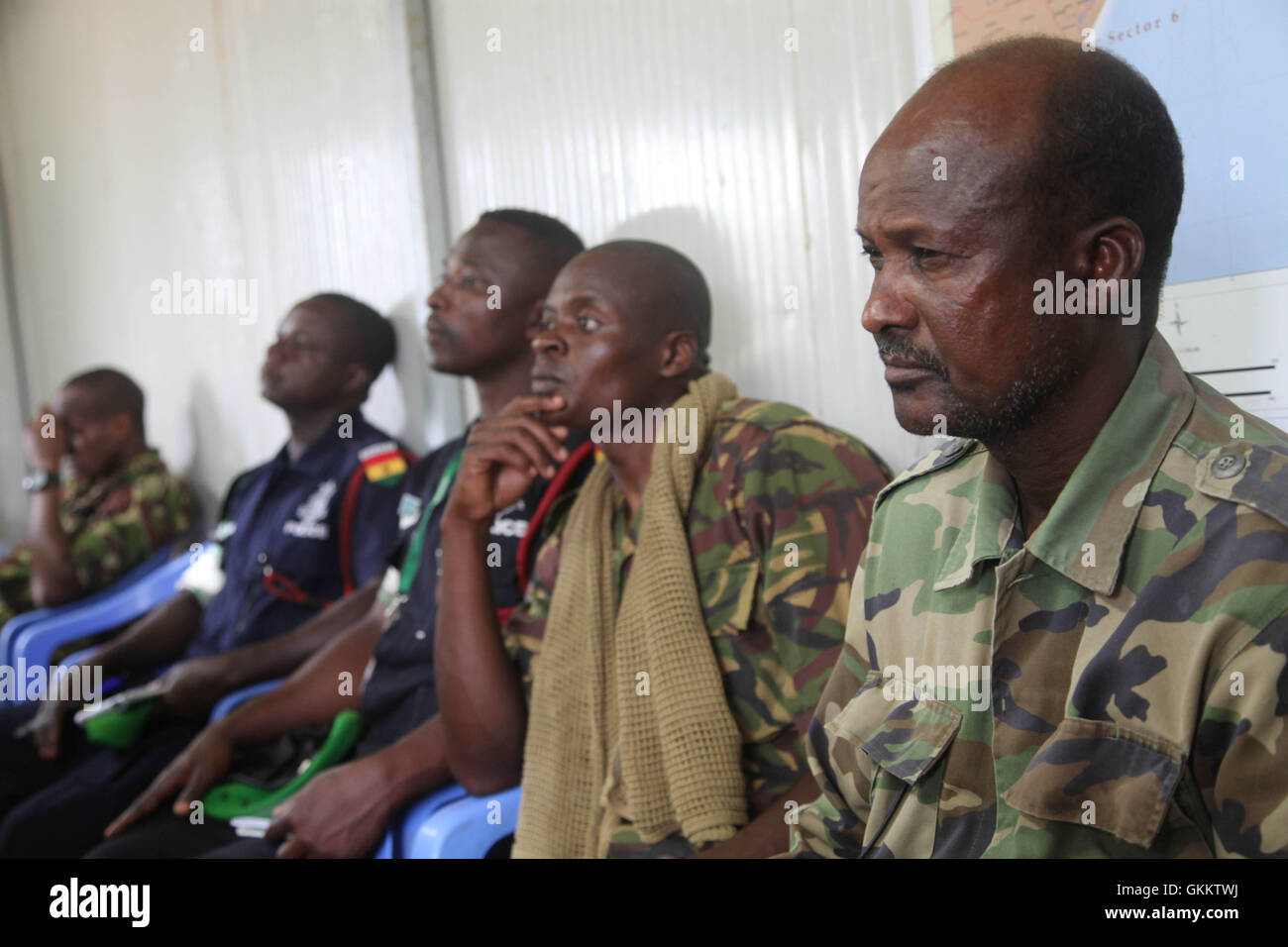 Members of AMISOM’s Humanitarian Unit and the Somali National Army ...