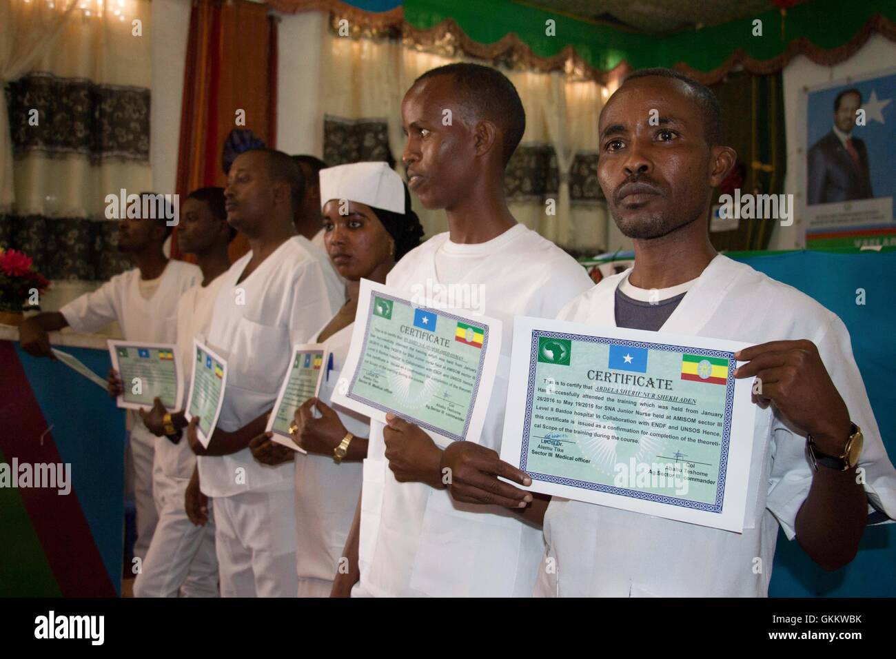 Nurses from the Somali National Army (SNA) display their certificates ...