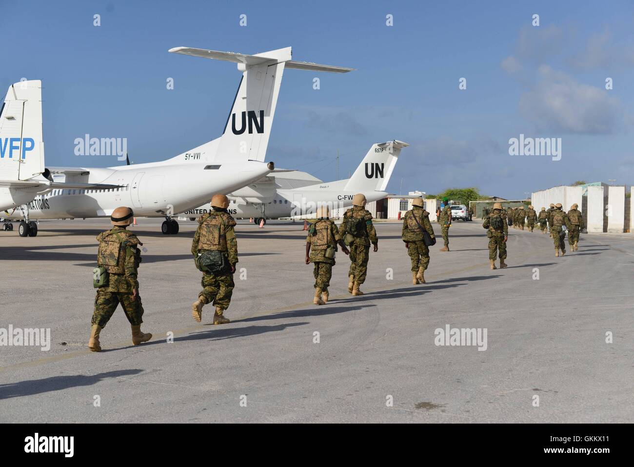 Ugandan soldiers uganda peoples defence hi-res stock photography and ...