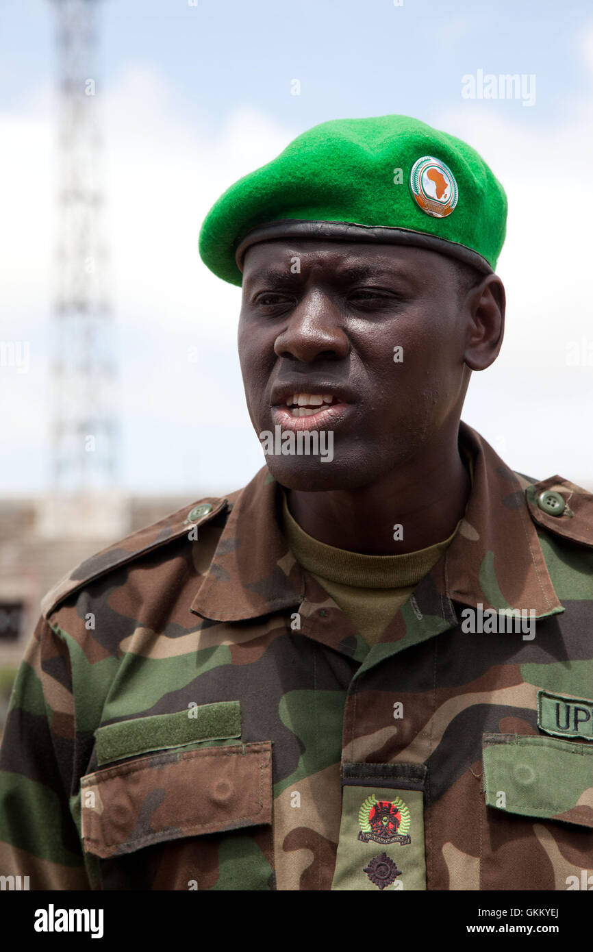 Colonel Paul Lokech, AMISOM Contingency Commander, addresses the media ...