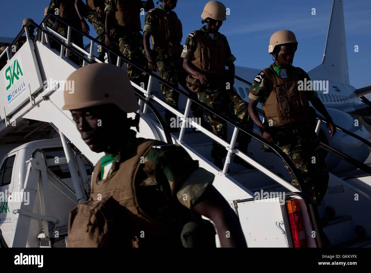 New contingent of Burundian AU troops arrive at Mogadishu Airport on ...