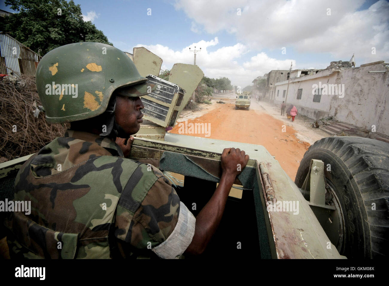 Improvised armoured car hi-res stock photography and images - Alamy