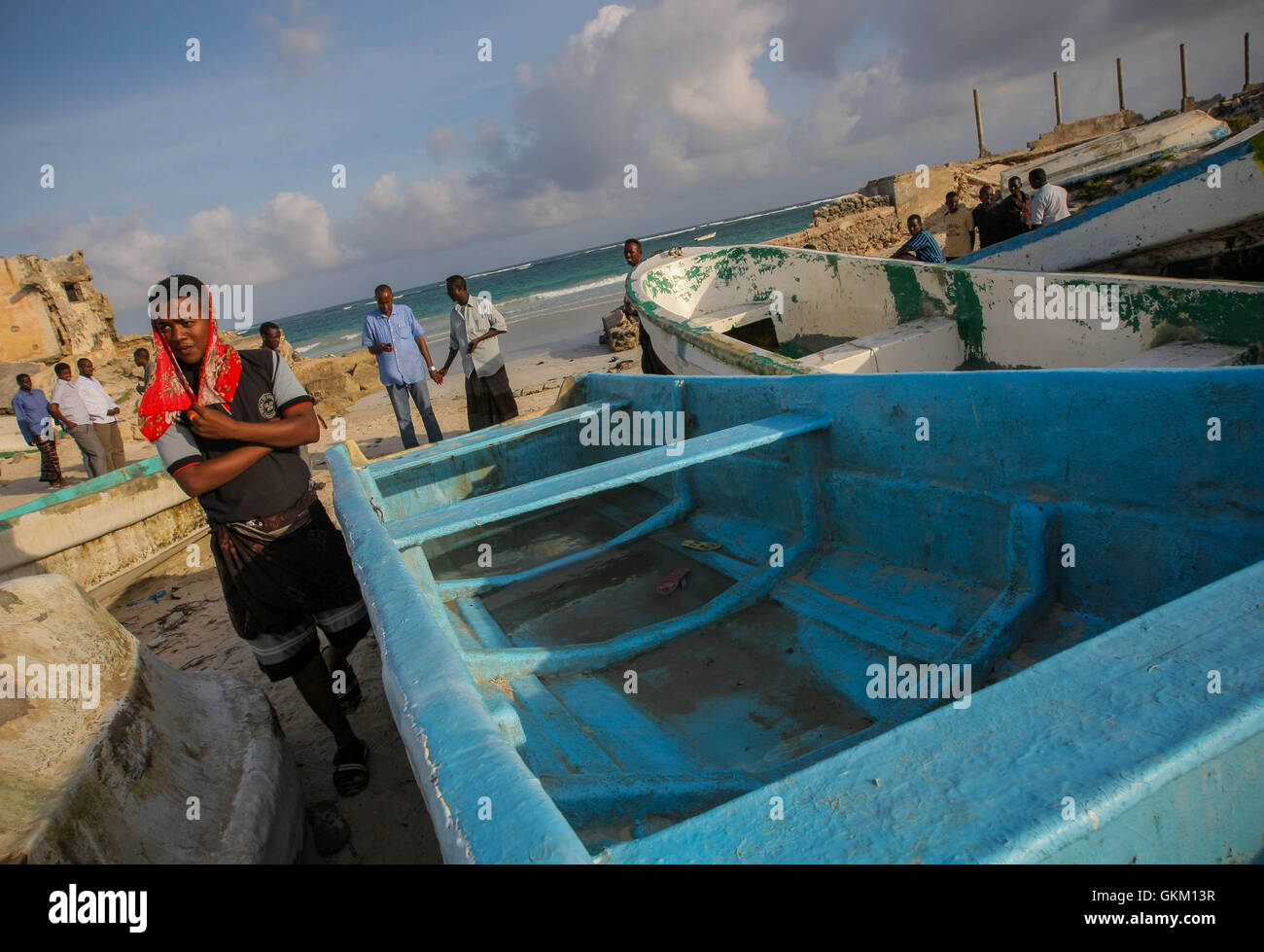Somalia beach boats hi-res stock photography and images - Alamy
