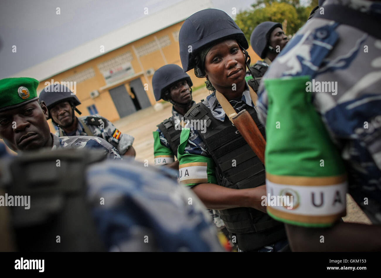 A female Ugandan police officer from the first Formed Police Unit (FPU ...