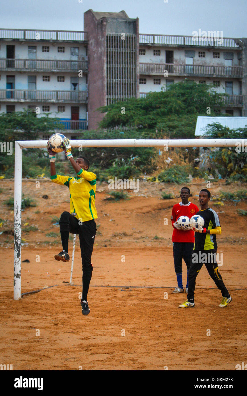 On January 14, goalkeepers from Elman FC trained in Mogadishu’s Hodan ...