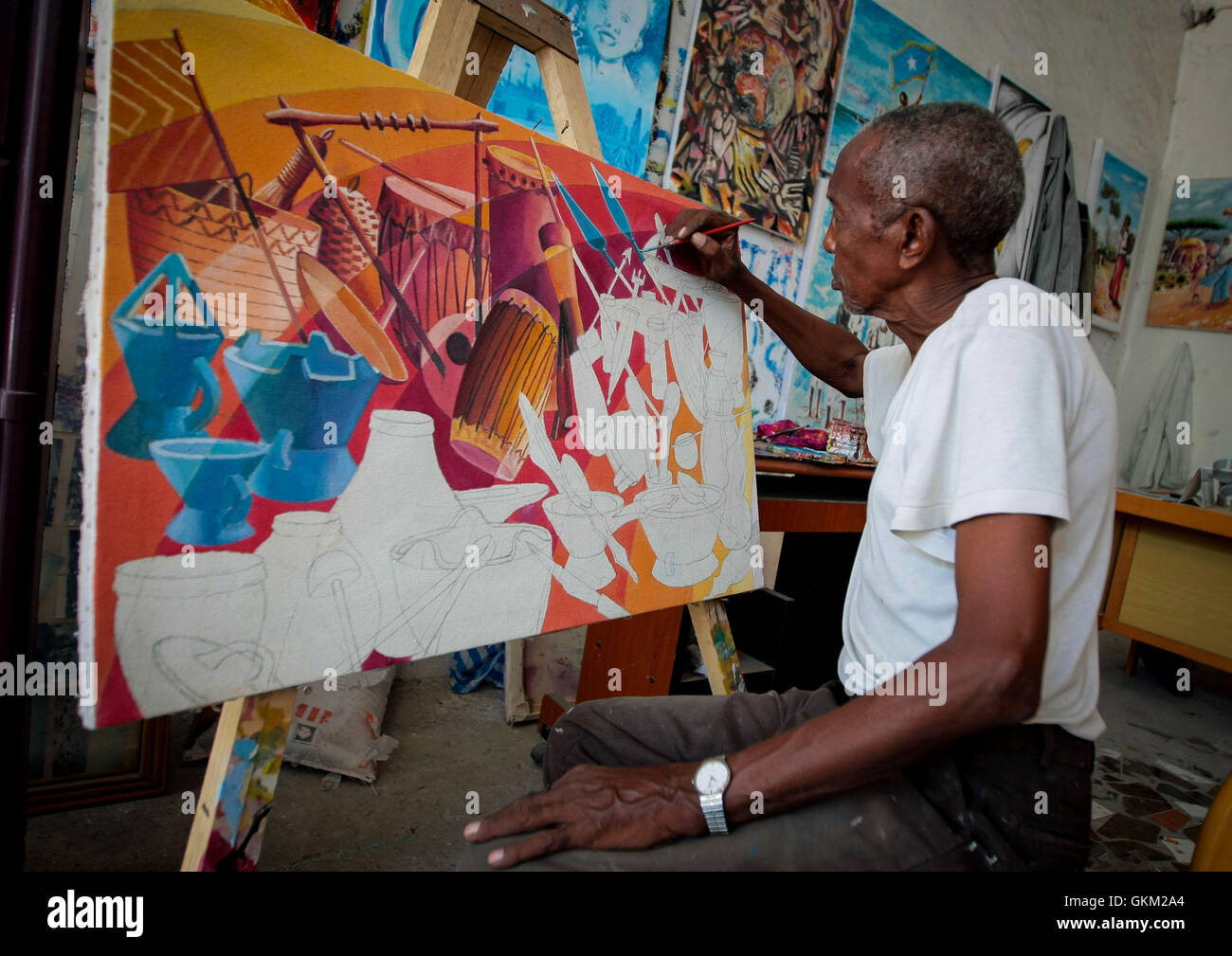 A Somali artist works in the Centre for Research and Dialogue (CRD) art ...