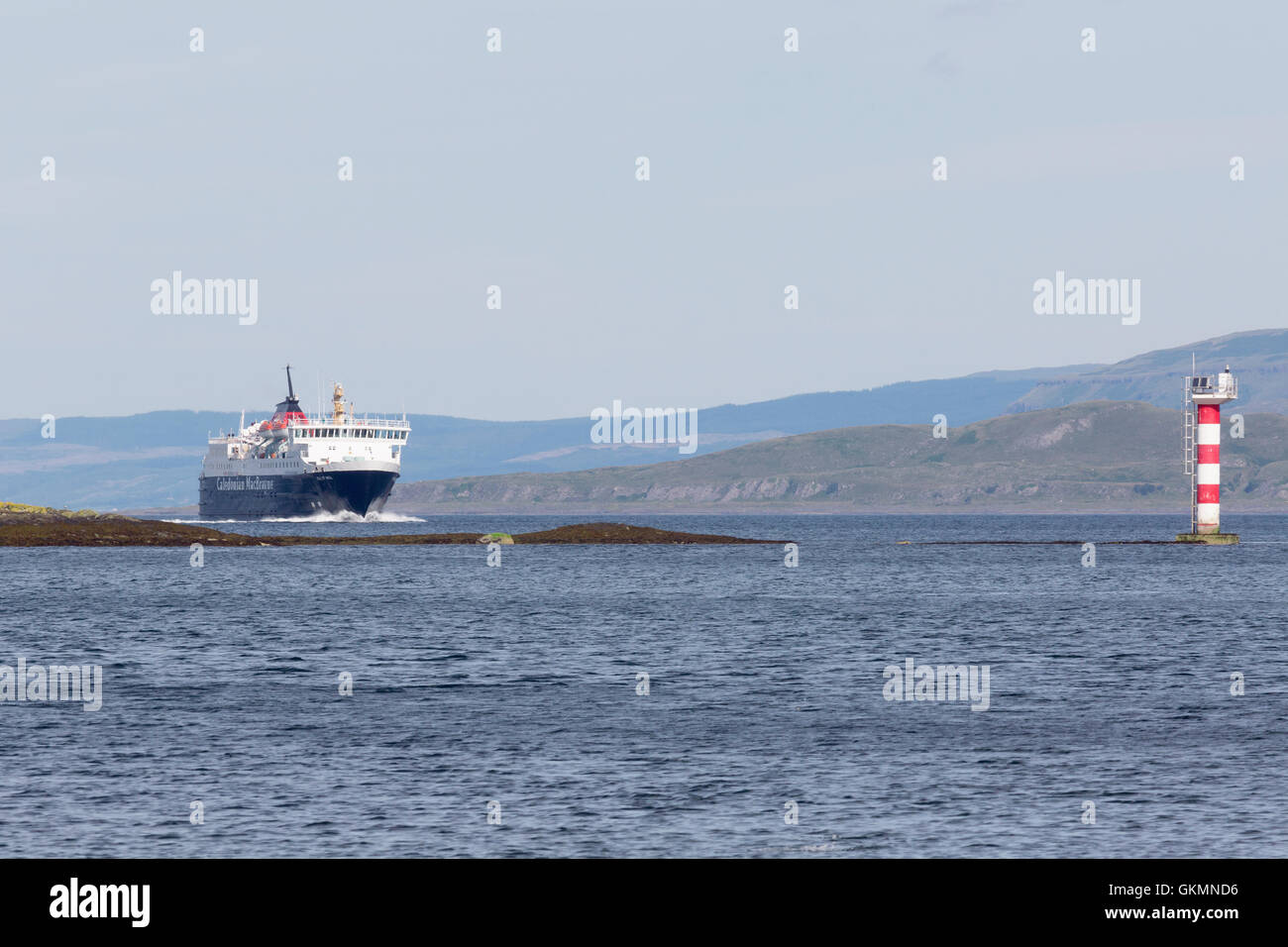 Oban tiree ferry hi-res stock photography and images - Alamy