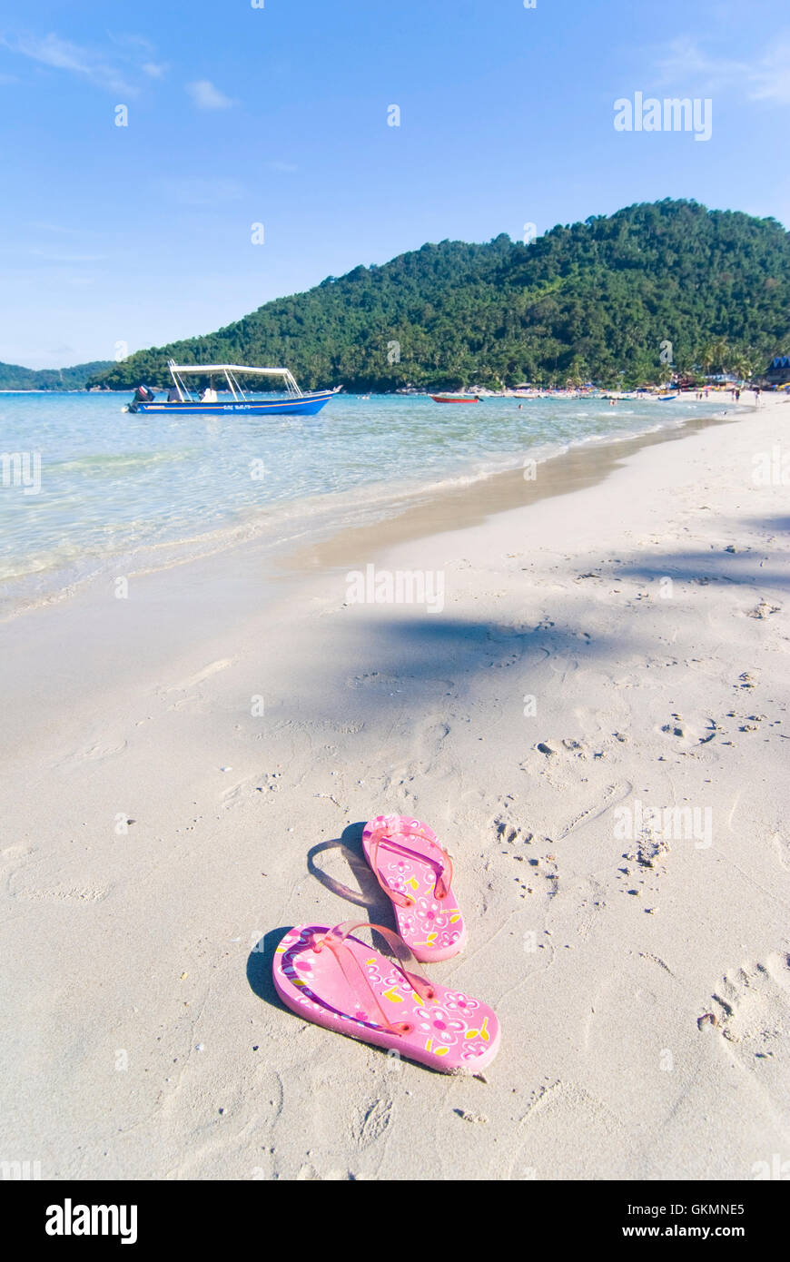 Beautiful tropical beach slippers hi-res stock photography and images ...