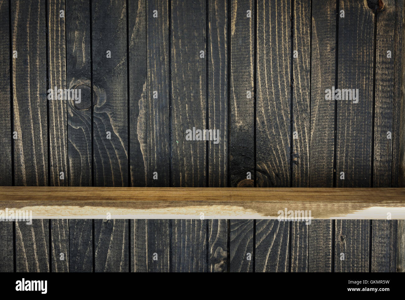 Empty wooden shelf close-up Stock Photo - Alamy