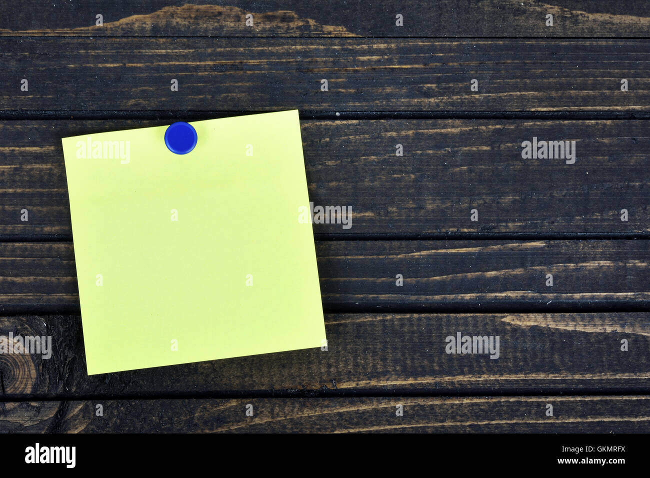 Drawing pin table hi-res stock photography and images - Alamy